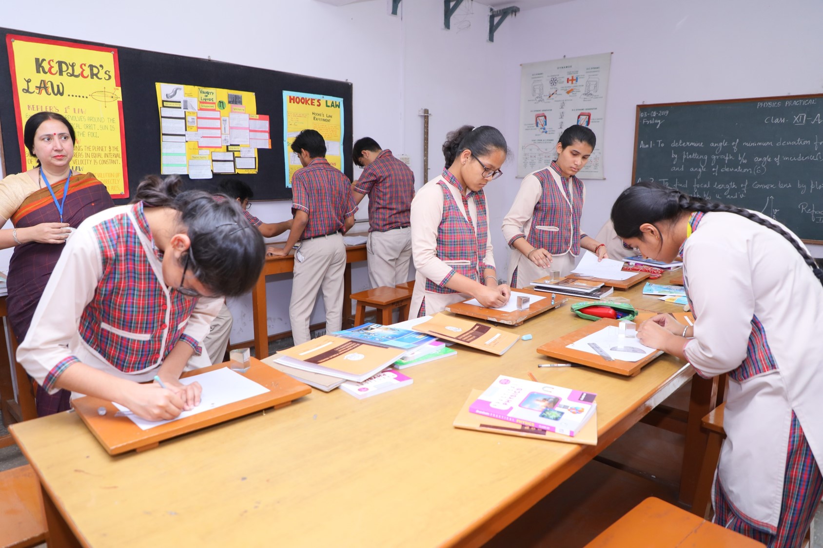 DAV CENTENARY PUBLIC SCHOOL,CHANDER NAGAR, GZB | DAV SCHOOL | DAV ...